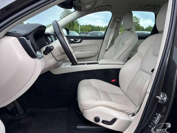 Pelēks Volvo XC60 2020 Viļņa, ar dzinēja tilpumu 1.97 L un nobraukumu 92 tūkst. km par 24900 €, foto 10 vietnē AUTOMOTO.COM.LV