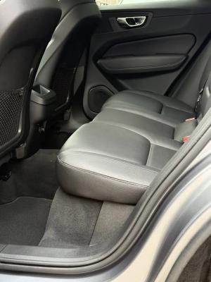 Pelēks Volvo XC60 2020 Rīga, ar dzinēja tilpumu 2.00 L un nobraukumu 105 tūkst. km par 24200 €, foto 10 vietnē AUTOMOTO.COM.LV