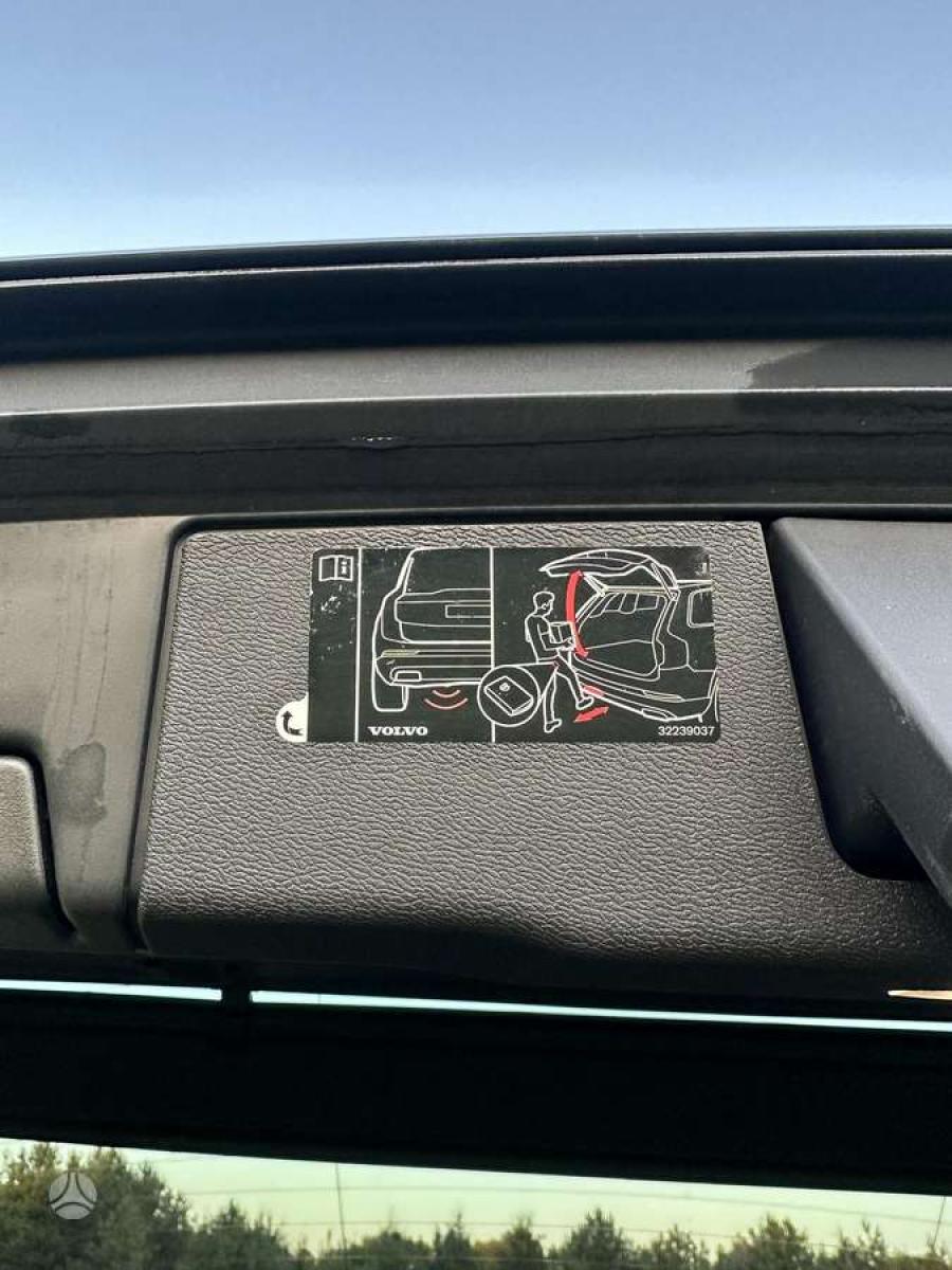 Pelēks Volvo XC60 2020 Tauragė, ar dzinēja tilpumu 1.97 L un nobraukumu 241 tūkst. km par 19850 €, foto 14 vietnē AUTOMOTO.COM.LV