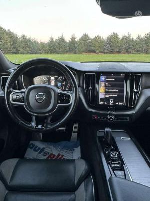 Pelēks Volvo XC60 2020 Tauragė, ar dzinēja tilpumu 1.97 L un nobraukumu 241 tūkst. km par 19850 €, foto 24 vietnē AUTOMOTO.COM.LV