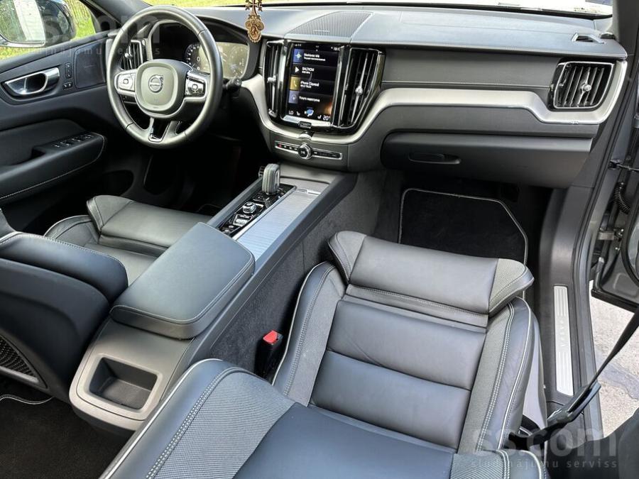 Pelēks Volvo XC60 2021 Rīga, ar dzinēja tilpumu 2.00 L un nobraukumu 33 tūkst. km par 39500 €, foto 22 vietnē AUTOMOTO.COM.LV