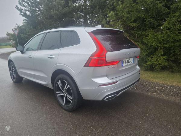 Pelēks Volvo XC60 2021 Kauņa, ar dzinēja tilpumu 2.00 L un nobraukumu 280 tūkst. km par 20500 €, foto 3 vietnē AUTOMOTO.COM.LV