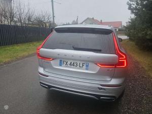 Grey Volvo XC60 2021 in Kaunas, with an engine capacity of 2.00 L and mileage of 280 thousand km for 20500 €, photo 12 on AUTOMOTO.COM.LV