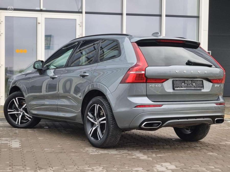 Pelēks Volvo XC60 2021 Viļņa, ar dzinēja tilpumu 1.97 L un nobraukumu 241 tūkst. km par 26900 €, foto 5 vietnē AUTOMOTO.COM.LV
