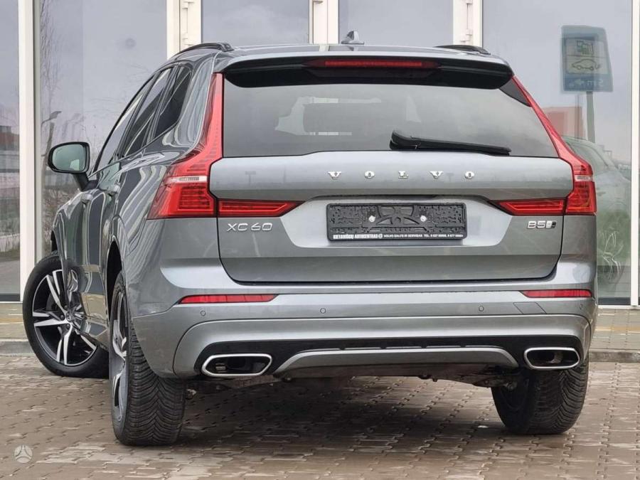 Pelēks Volvo XC60 2021 Viļņa, ar dzinēja tilpumu 1.97 L un nobraukumu 241 tūkst. km par 26900 €, foto 6 vietnē AUTOMOTO.COM.LV