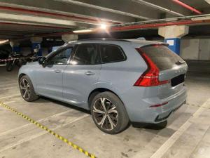 Grey Volvo XC60 2021 in Vilnius, with an engine capacity of 1.97 L and mileage of 196 thousand km for 27990 €, photo 6 on AUTOMOTO.COM.LV