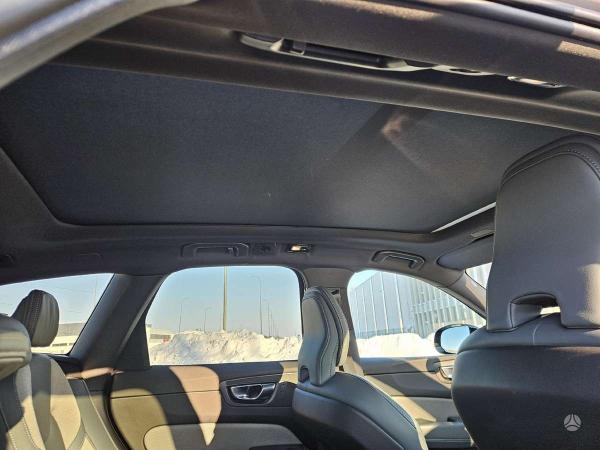 Pelēks Volvo XC60 2021 Šauļi, ar dzinēja tilpumu 2.00 L un nobraukumu 52 tūkst. km par 32900 €, foto 11 vietnē AUTOMOTO.COM.LV