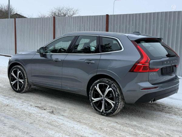 Pelēks Volvo XC60 2021 Vilkaviškis, ar dzinēja tilpumu 1.97 L un nobraukumu 37 tūkst. km par 25200 €, foto 4 vietnē AUTOMOTO.COM.LV