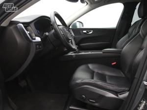 Pelēks Volvo XC60 2021 Viļņa, ar dzinēja tilpumu 2.00 L un nobraukumu 220 tūkst. km par 22699 €, foto 5 vietnē AUTOMOTO.COM.LV