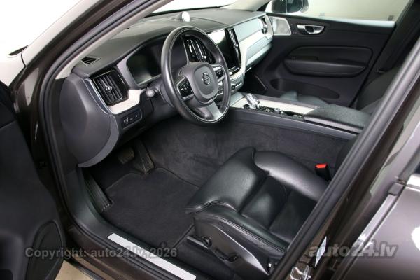Grey Volvo XC60 2021 in Tallinn, with an engine capacity of 2.00 L and mileage of 82 thousand km for 42990 €, photo 7 on AUTOMOTO.COM.LV