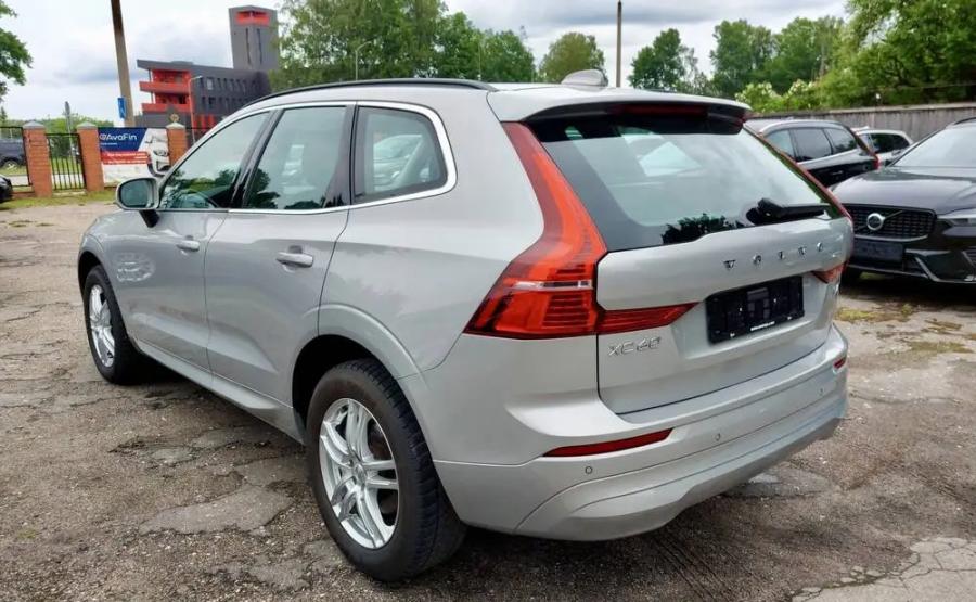 Grey Volvo XC60 2021 in Riga, with an engine capacity of 2.00 L and mileage of 124 thousand km for 33000 €, photo 5 on AUTOMOTO.COM.LV