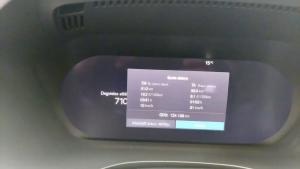 Grey Volvo XC60 2021 in Riga, with an engine capacity of 2.00 L and mileage of 124 thousand km for 33000 €, photo 21 on AUTOMOTO.COM.LV
