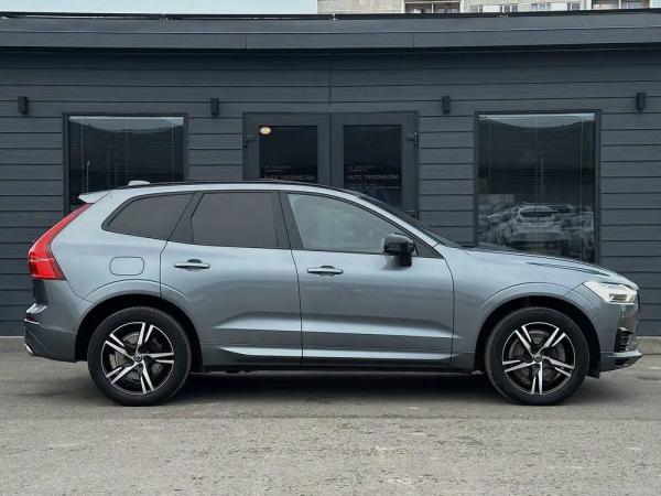Pelēks Volvo XC60 2021 Jelgava, ar dzinēja tilpumu 2.00 L un nobraukumu 120 tūkst. km par 35950 €, foto 5 vietnē AUTOMOTO.COM.LV
