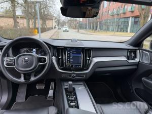 Pelēks Volvo XC60 2021 Rīga, ar dzinēja tilpumu 2.00 L un nobraukumu 85 tūkst. km par 35900 €, foto 7 vietnē AUTOMOTO.COM.LV