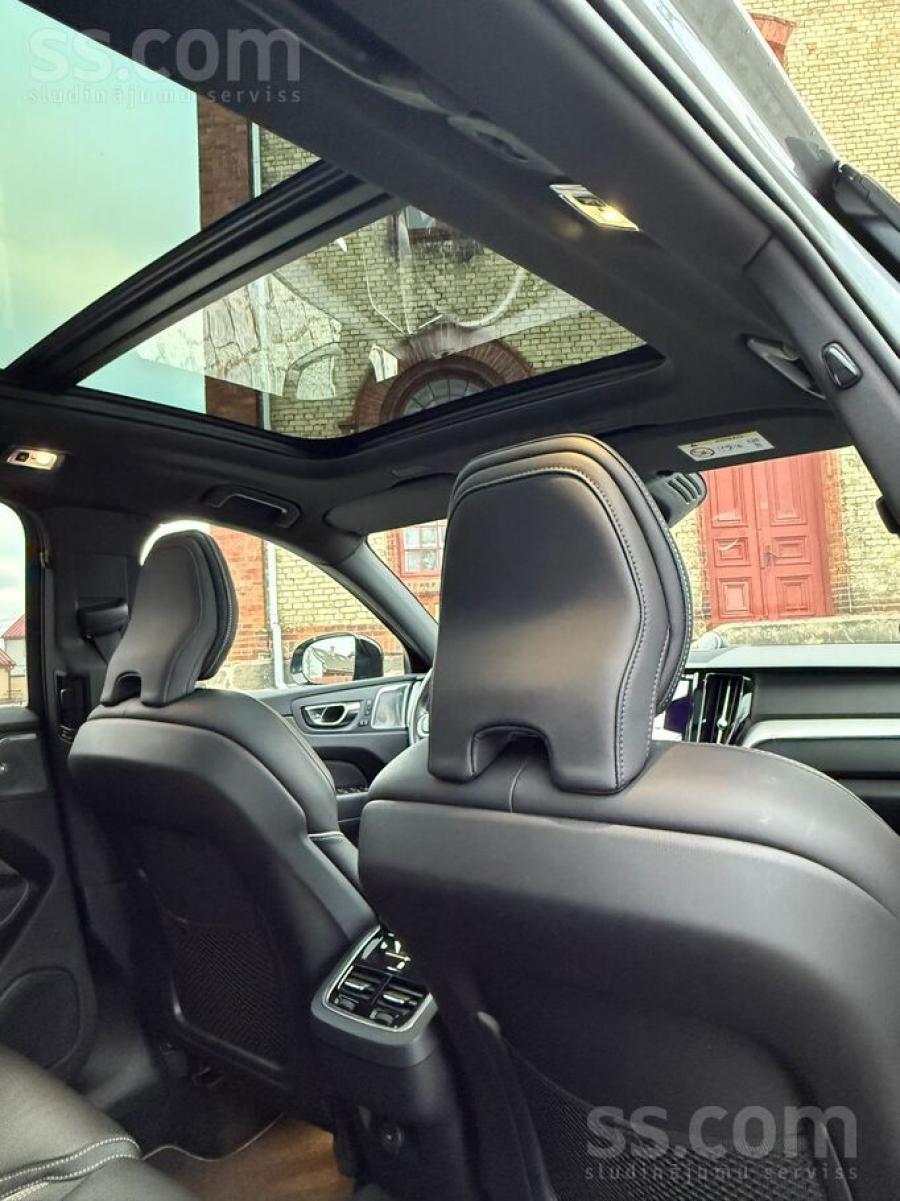 Pelēks Volvo XC60 2021 Rīga, ar dzinēja tilpumu 2.00 L un nobraukumu 85 tūkst. km par 35900 €, foto 8 vietnē AUTOMOTO.COM.LV