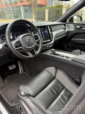 Pelēks Volvo XC60 2021 Rīga, ar dzinēja tilpumu 2.00 L un nobraukumu 85 tūkst. km par 35900 €, foto 12 vietnē AUTOMOTO.COM.LV