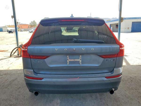 Grey Volvo XC60 2021 in Klaipeda, with an engine capacity of 1.97 L and mileage of 173 thousand km for 13240 €, photo 6 on AUTOMOTO.COM.LV
