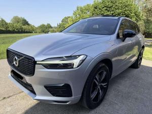 Grey Volvo XC60 2021 in Utena, with an engine capacity of 1.97 L and mileage of 178 thousand km for 24900 €, photo 5 on AUTOMOTO.COM.LV