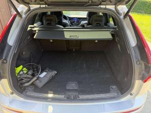 Grey Volvo XC60 2021 in Utena, with an engine capacity of 1.97 L and mileage of 178 thousand km for 24900 €, photo 17 on AUTOMOTO.COM.LV