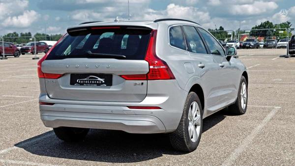 Grey Volvo XC60 2021 in Vilnius, with an engine capacity of 1.97 L and mileage of 189 thousand km for 21990 €, photo 4 on AUTOMOTO.COM.LV