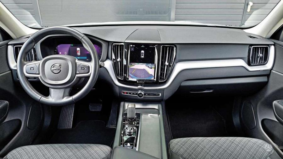 Pelēks Volvo XC60 2021 Viļņa, ar dzinēja tilpumu 1.97 L un nobraukumu 189 tūkst. km par 21990 €, foto 28 vietnē AUTOMOTO.COM.LV