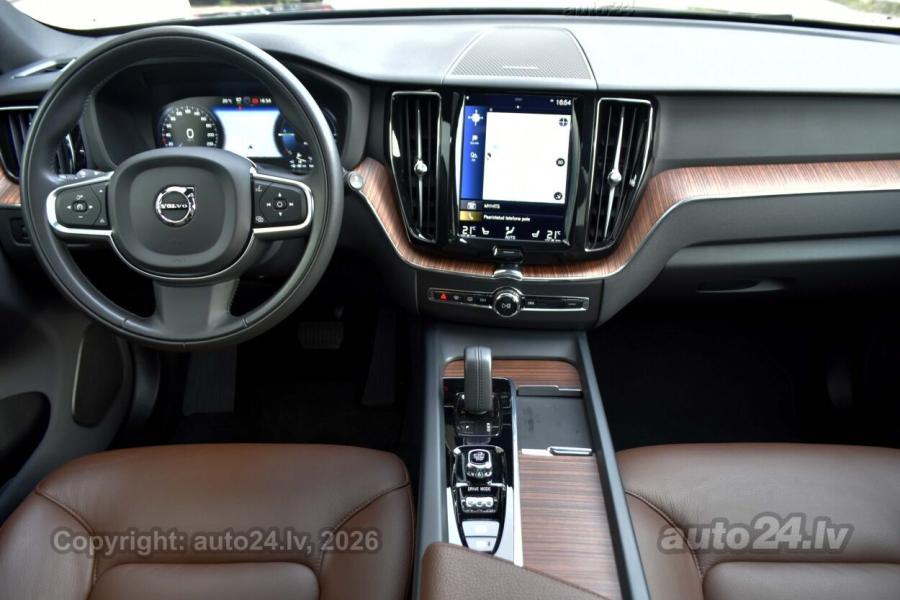 Grey Volvo XC60 2021 in Tallinn, with an engine capacity of 2.00 L and mileage of 77 thousand km for 34900 €, photo 1 on AUTOMOTO.COM.LV