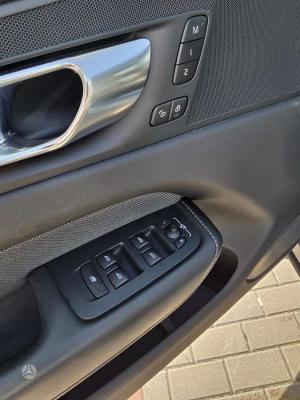 Pelēks Volvo XC60 2021 Klaipėda, ar dzinēja tilpumu 1.97 L un nobraukumu 103 tūkst. km par 26500 €, foto 11 vietnē AUTOMOTO.COM.LV