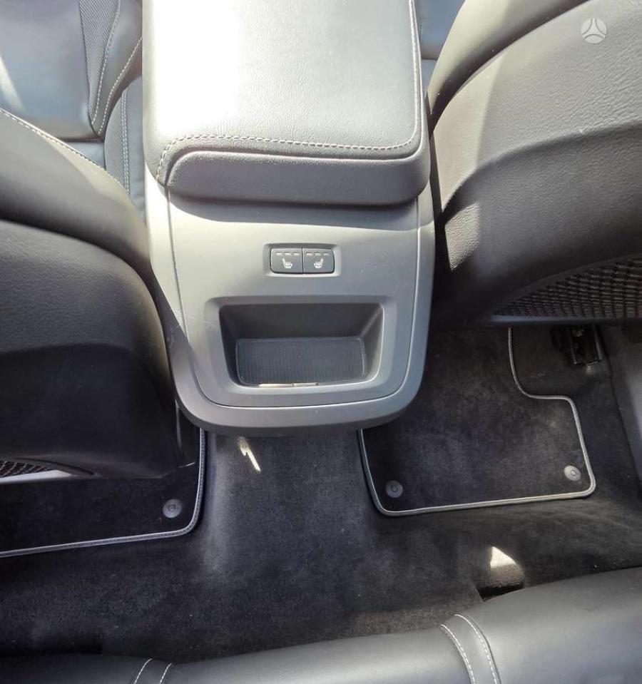 Pelēks Volvo XC60 2021 Klaipėda, ar dzinēja tilpumu 1.97 L un nobraukumu 103 tūkst. km par 26500 €, foto 15 vietnē AUTOMOTO.COM.LV