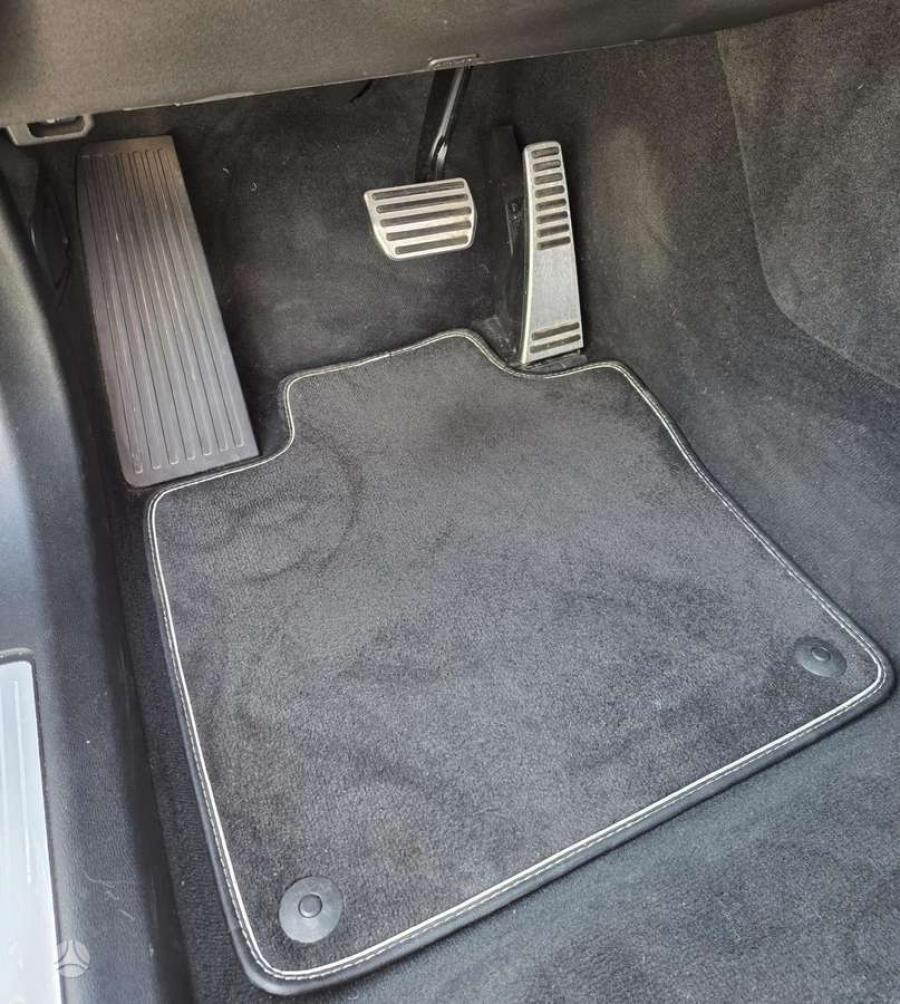 Pelēks Volvo XC60 2021 Klaipėda, ar dzinēja tilpumu 1.97 L un nobraukumu 103 tūkst. km par 26500 €, foto 31 vietnē AUTOMOTO.COM.LV