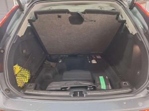 Pelēks Volvo XC60 2021 Viļņa, ar dzinēja tilpumu 1.97 L un nobraukumu 172 tūkst. km par 25900 €, foto 14 vietnē AUTOMOTO.COM.LV