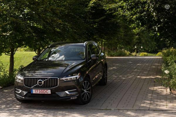 Pelēks Volvo XC60 2021 Viļņa, ar dzinēja tilpumu 0.00 L un nobraukumu 89 tūkst. km par 25300 €, foto 3 vietnē AUTOMOTO.COM.LV