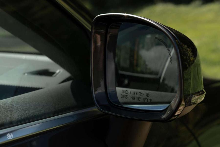 Pelēks Volvo XC60 2021 Viļņa, ar dzinēja tilpumu 0.00 L un nobraukumu 89 tūkst. km par 25300 €, foto 12 vietnē AUTOMOTO.COM.LV