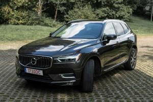 Pelēks Volvo XC60 2021 Viļņa, ar dzinēja tilpumu 0.00 L un nobraukumu 89 tūkst. km par 25300 €, foto 14 vietnē AUTOMOTO.COM.LV