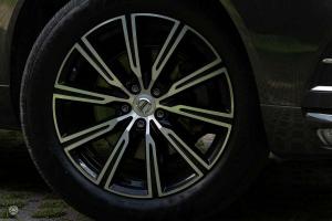 Pelēks Volvo XC60 2021 Viļņa, ar dzinēja tilpumu 0.00 L un nobraukumu 89 tūkst. km par 25300 €, foto 15 vietnē AUTOMOTO.COM.LV