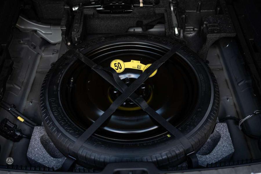 Pelēks Volvo XC60 2021 Viļņa, ar dzinēja tilpumu 0.00 L un nobraukumu 89 tūkst. km par 25300 €, foto 20 vietnē AUTOMOTO.COM.LV