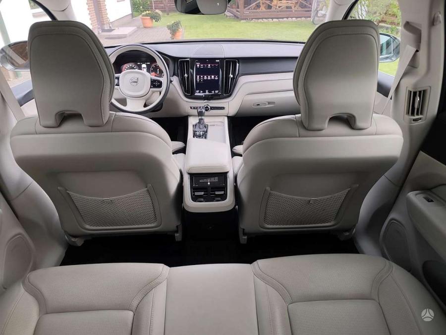 Pelēks Volvo XC60 2021 Viļņa, ar dzinēja tilpumu 0.00 L un nobraukumu 89 tūkst. km par 25300 €, foto 29 vietnē AUTOMOTO.COM.LV