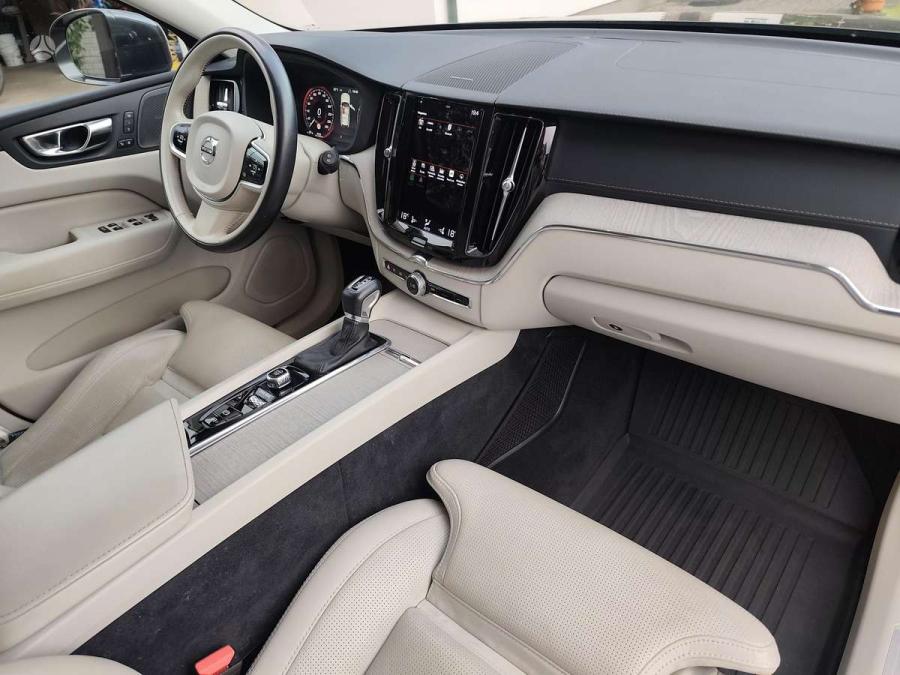 Pelēks Volvo XC60 2021 Viļņa, ar dzinēja tilpumu 0.00 L un nobraukumu 89 tūkst. km par 25300 €, foto 31 vietnē AUTOMOTO.COM.LV