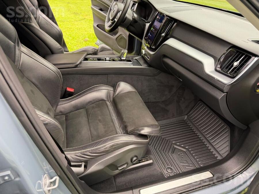 Pelēks Volvo XC60 2021 Rīga, ar dzinēja tilpumu 2.00 L un nobraukumu 138 tūkst. km par 29500 €, foto 10 vietnē AUTOMOTO.COM.LV