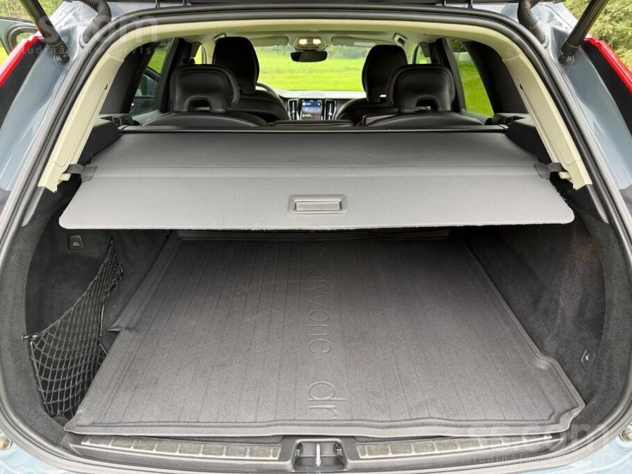 Pelēks Volvo XC60 2021 Rīga, ar dzinēja tilpumu 2.00 L un nobraukumu 138 tūkst. km par 29500 €, foto 12 vietnē AUTOMOTO.COM.LV