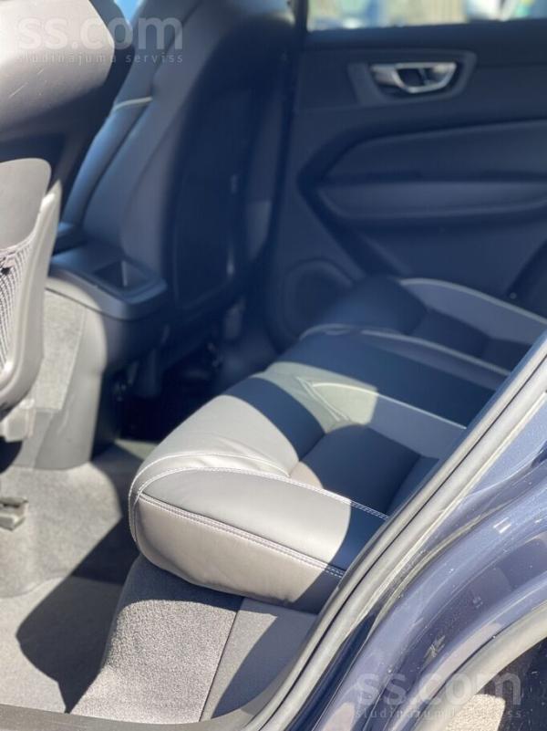 Pelēks Volvo XC60 2021 Rīga, ar dzinēja tilpumu 2.00 L un nobraukumu 0 tūkst. km par 31500 €, foto 7 vietnē AUTOMOTO.COM.LV