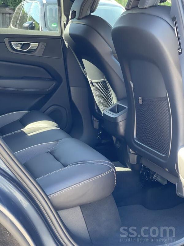 Pelēks Volvo XC60 2021 Rīga, ar dzinēja tilpumu 2.00 L un nobraukumu 0 tūkst. km par 31500 €, foto 8 vietnē AUTOMOTO.COM.LV