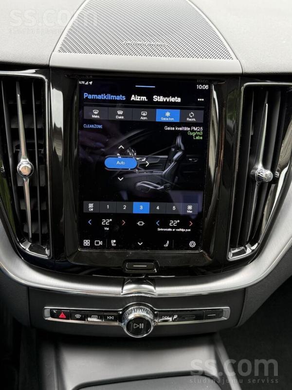 Pelēks Volvo XC60 2021 Rīga, ar dzinēja tilpumu 2.00 L un nobraukumu 0 tūkst. km par 32500 €, foto 8 vietnē AUTOMOTO.COM.LV