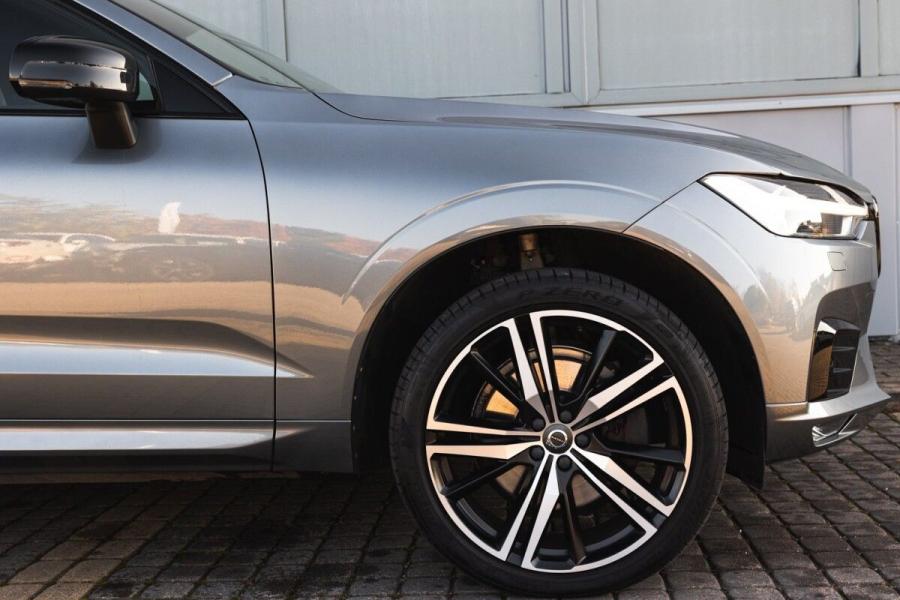 Pelēks Volvo XC60 2021 Ventspils, ar dzinēja tilpumu 2.00 L un nobraukumu 92 tūkst. km par 32750 €, foto 10 vietnē AUTOMOTO.COM.LV