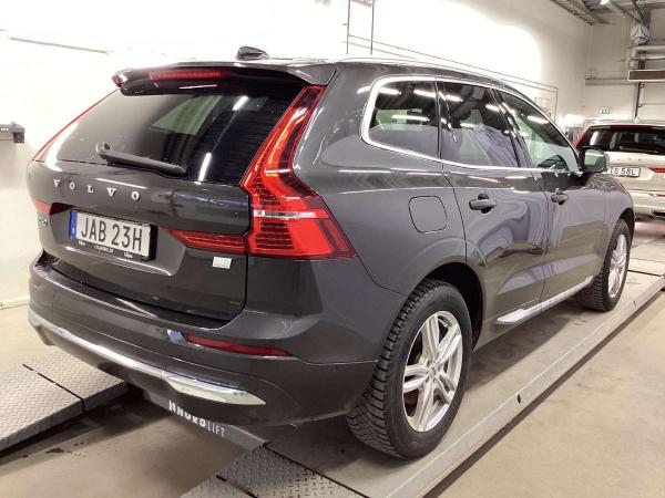 Pelēks Volvo XC60 2022 Viļņa, ar dzinēja tilpumu 1.97 L un nobraukumu 118 tūkst. km par 36800 €, foto 5 vietnē AUTOMOTO.COM.LV