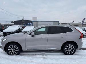 Grey Volvo XC60 2022 in Kaunas, with an engine capacity of 1.97 L and mileage of 177 thousand km for 29900 €, photo 3 on AUTOMOTO.COM.LV