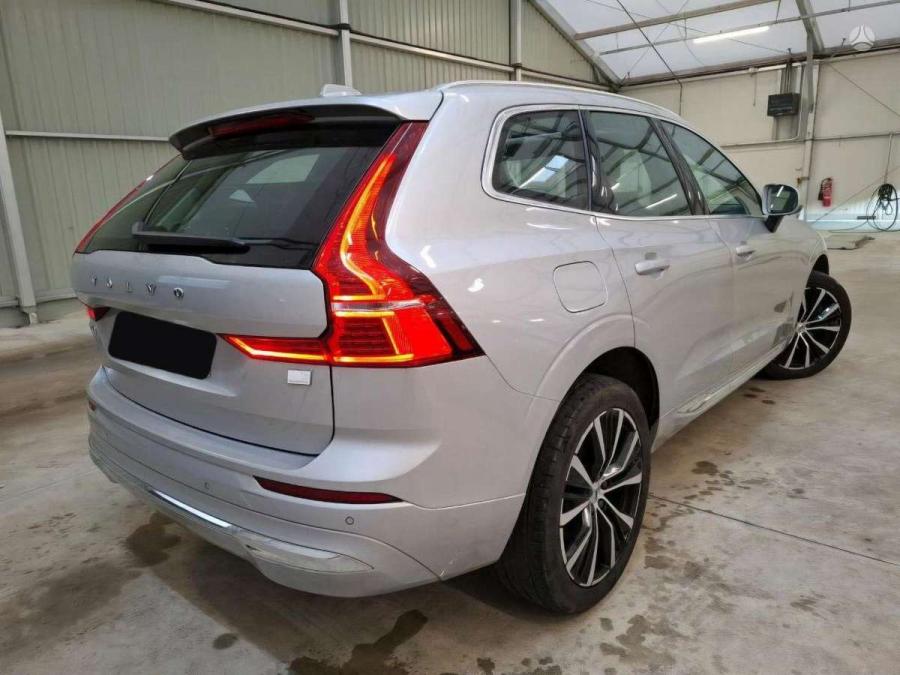 Pelēks Volvo XC60 2022 Viļņa, ar dzinēja tilpumu 1.97 L un nobraukumu 161 tūkst. km par 34690 €, foto 2 vietnē AUTOMOTO.COM.LV