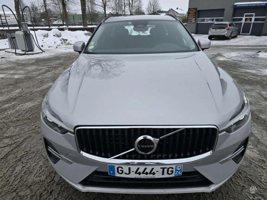 Pelēks Volvo XC60 2022 Tauragė, ar dzinēja tilpumu 1.97 L un nobraukumu 253 tūkst. km par 18900 €, foto 4 vietnē AUTOMOTO.COM.LV
