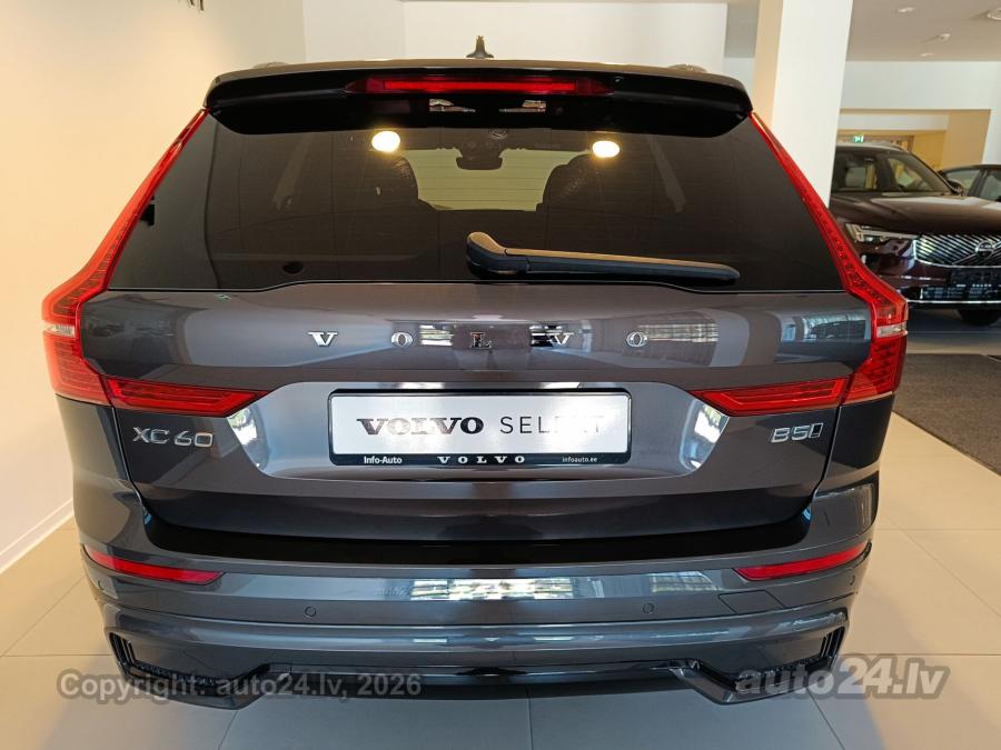 Grey Volvo XC60 2022 in Tallinn, with an engine capacity of 2.00 L and mileage of 0 thousand km for 35990 €, photo 5 on AUTOMOTO.COM.LV