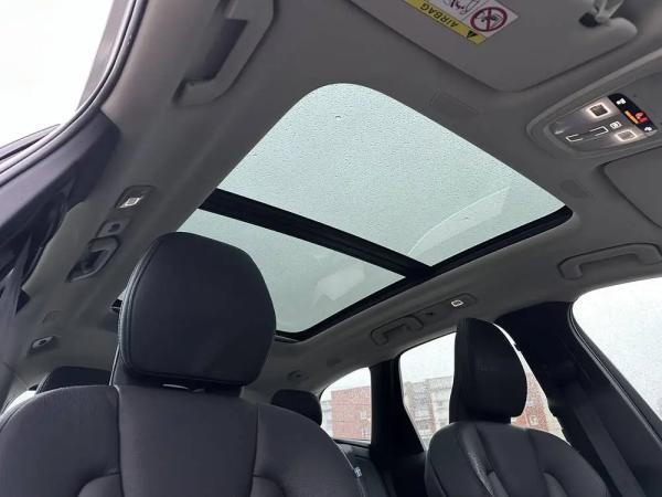 Pelēks Volvo XC60 2022 Jelgava, ar dzinēja tilpumu 2.00 L un nobraukumu 115 tūkst. km par 36700 €, foto 7 vietnē AUTOMOTO.COM.LV