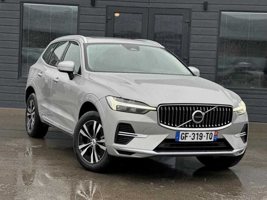 Pelēks Volvo XC60 2022 Rīga, ar dzinēja tilpumu 2.00 L un nobraukumu 115 tūkst. km par 36700 €, foto 1 vietnē AUTOMOTO.COM.LV